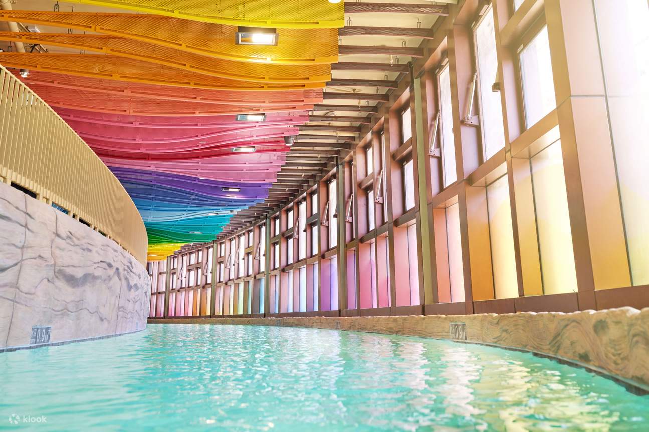 Ocean Park Water World in Hong Kong - Klook Hong Kong